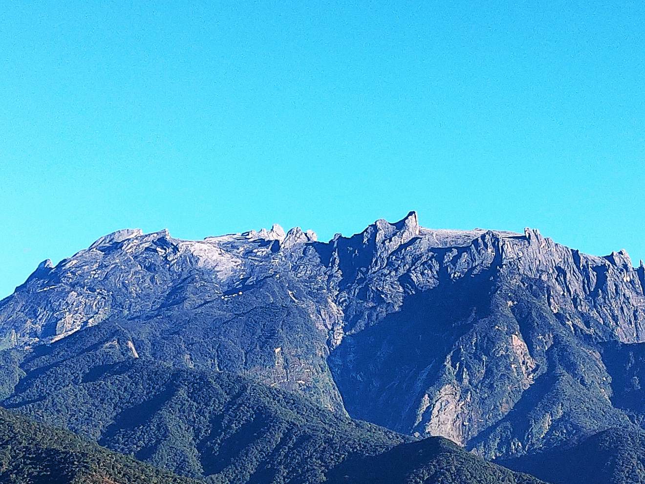 Climbing Mount Kinabalu Challenge - Borneo 360